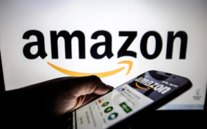 Warren Buffett's Berkshire Hathaway Finally Owns Amazon Shares - Wall ...