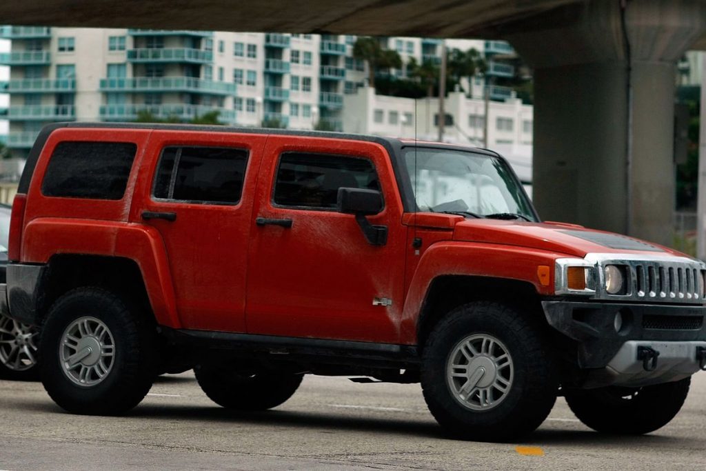 GM Plans to Resurrect the Hummer as An All Electric Super Truck - Wall ...